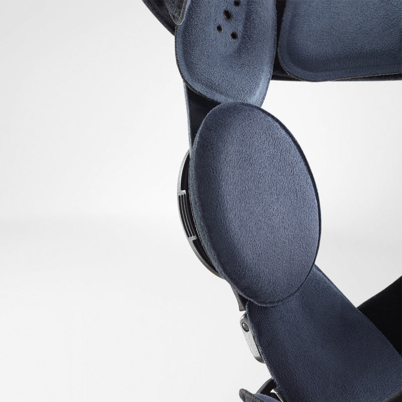 SecuTec OA Knee Brace – Shop Knee Rehab Braces | Bauerfeind